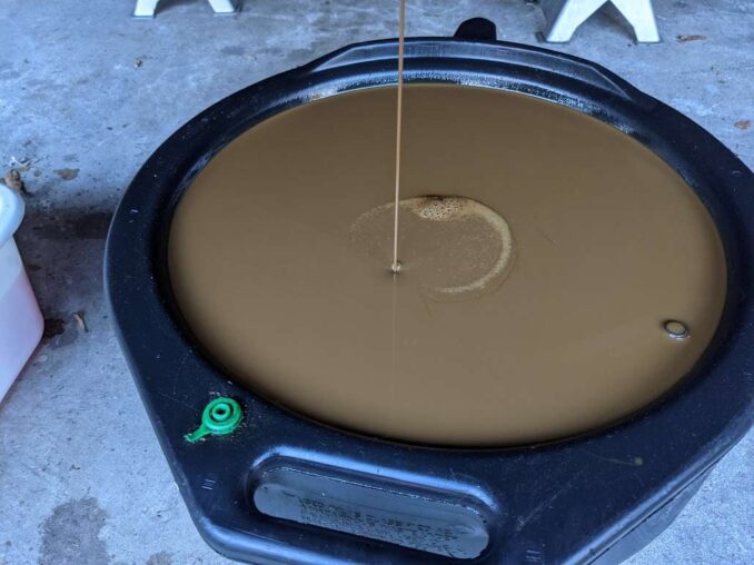 Coolant Mixed With Oil - In The Lubrication System - Cleaning Tips